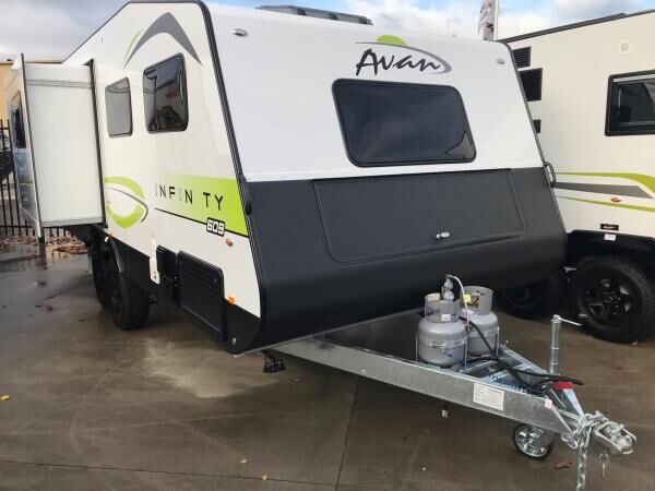 2021 AVAN INFINITY 609 SLIDEOUT CARAVAN | Avan RV