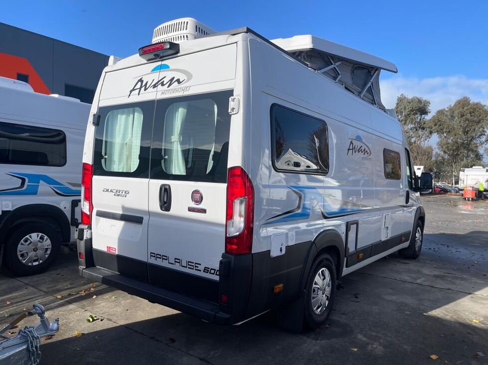 APPLAUSE 600-4 ROOF TOP TENT | Avan RV
