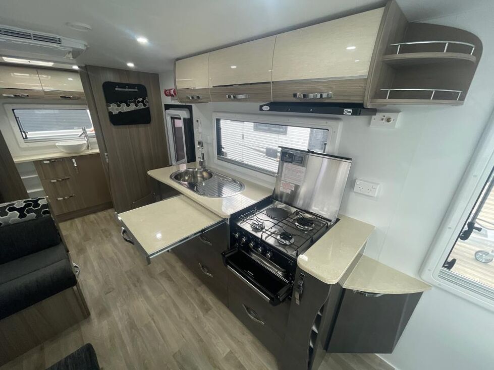 ASPIRE 587-1 | Avan RV