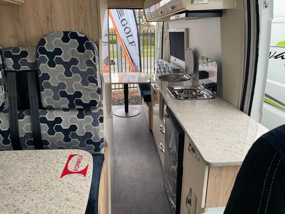 AVAN APPLAUSE 600-3 | Avan RV