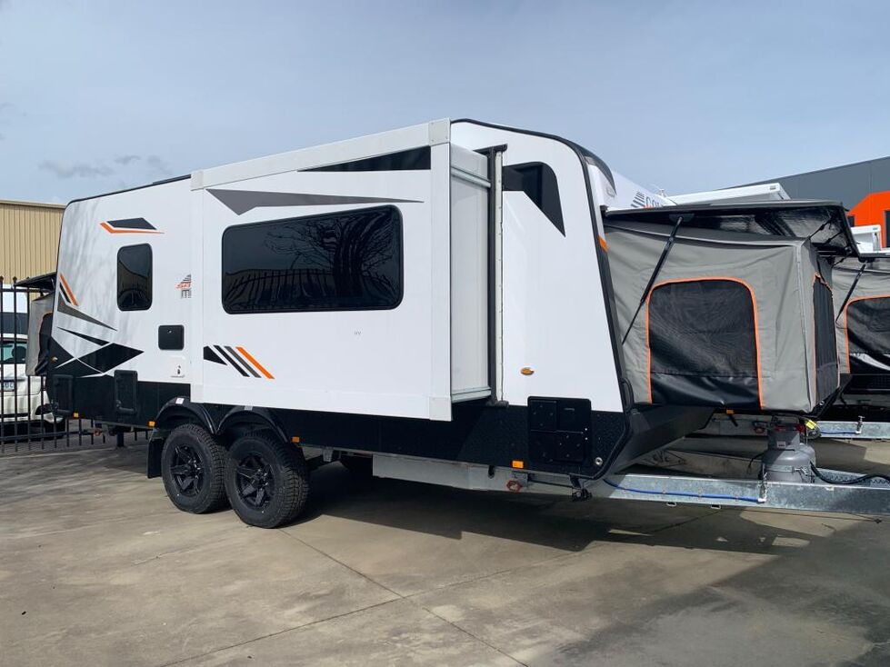 GOLF SAVANNAH 584-1 SLIDE OUT | Avan RV