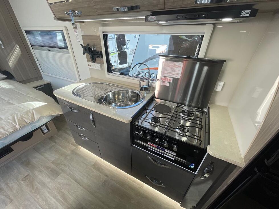 GRAND TOURER 556 (OFF GRID) | Avan RV