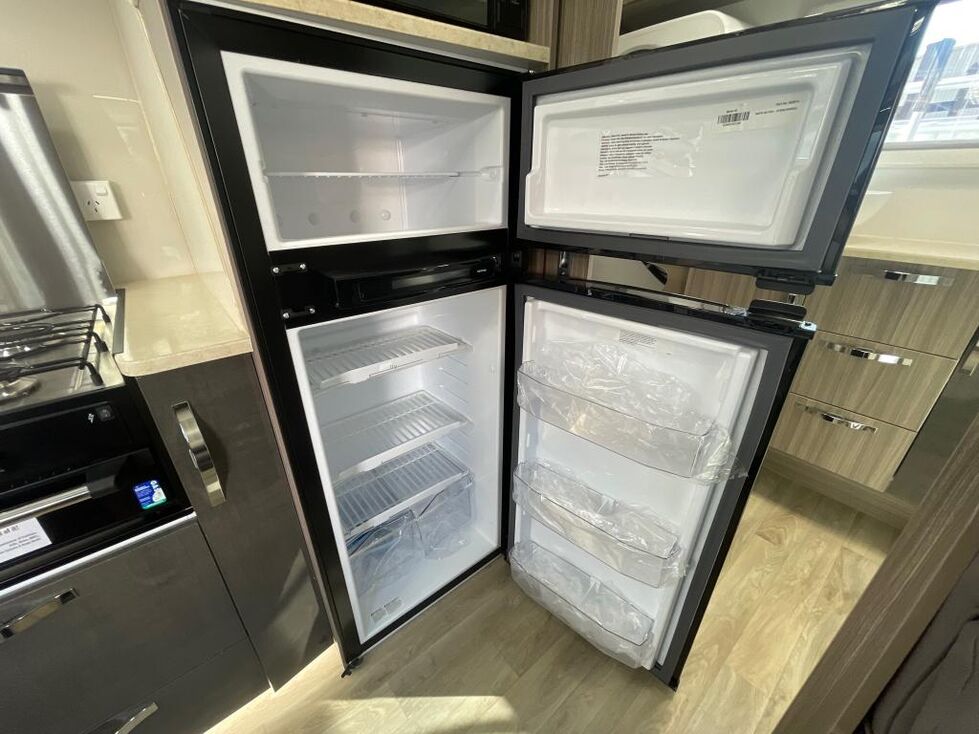 GRAND TOURER 556 (OFF GRID) | Avan RV