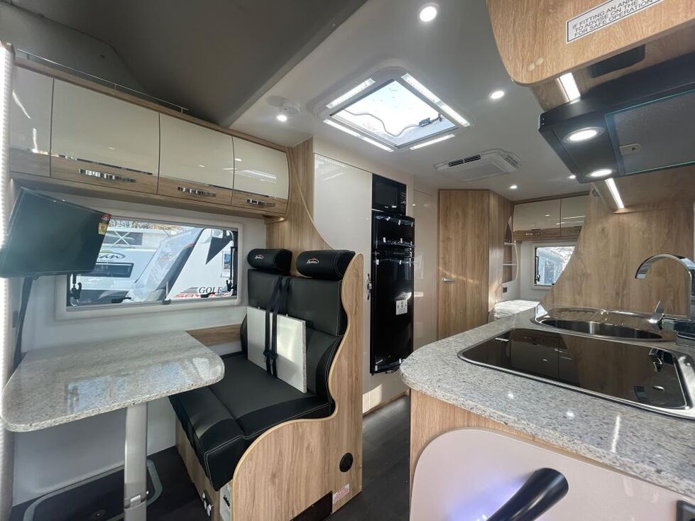 OVATION M3.2 C-CLASS | Avan RV