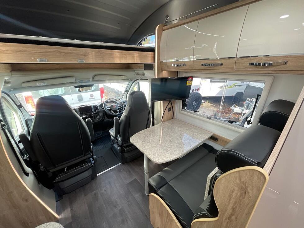 OVATION M3.2 C-CLASS | Avan RV