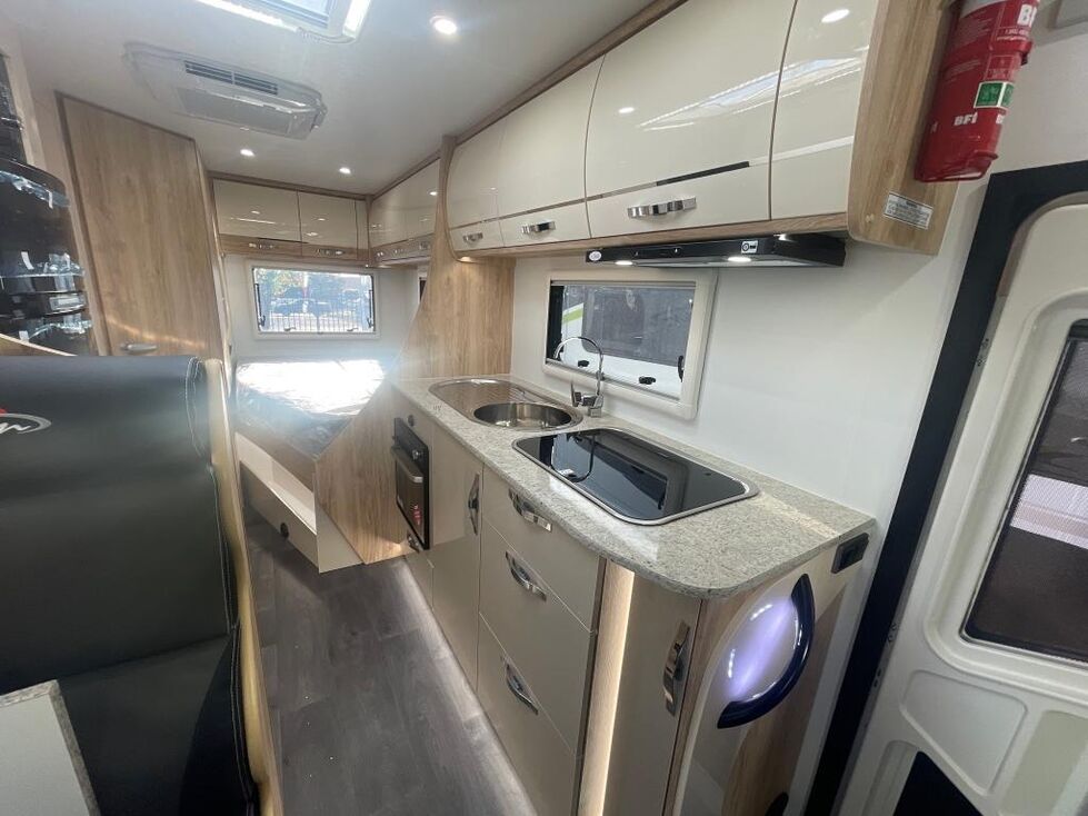 OVATION M3.2 C-CLASS | Avan RV