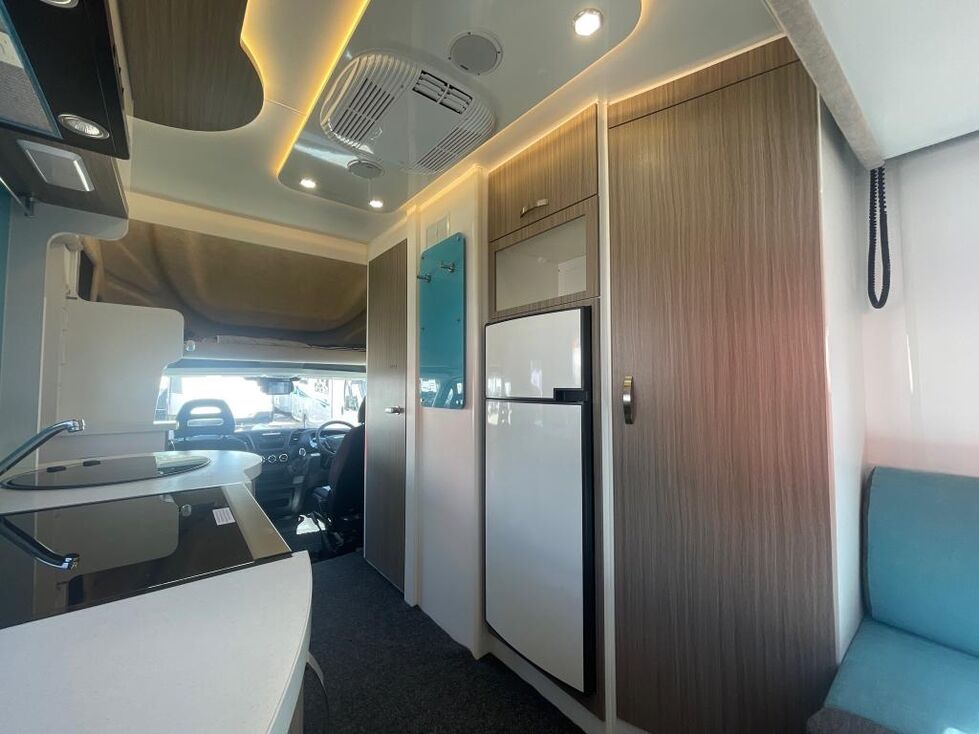 SUNLINER SWITCH 441 | Avan RV