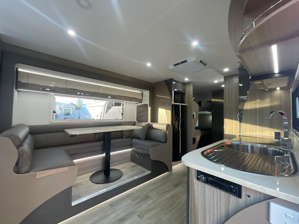 TOURER 650-3 (3 BUNKS) SLIDE OUT CLUB LOUNGE | Avan RV